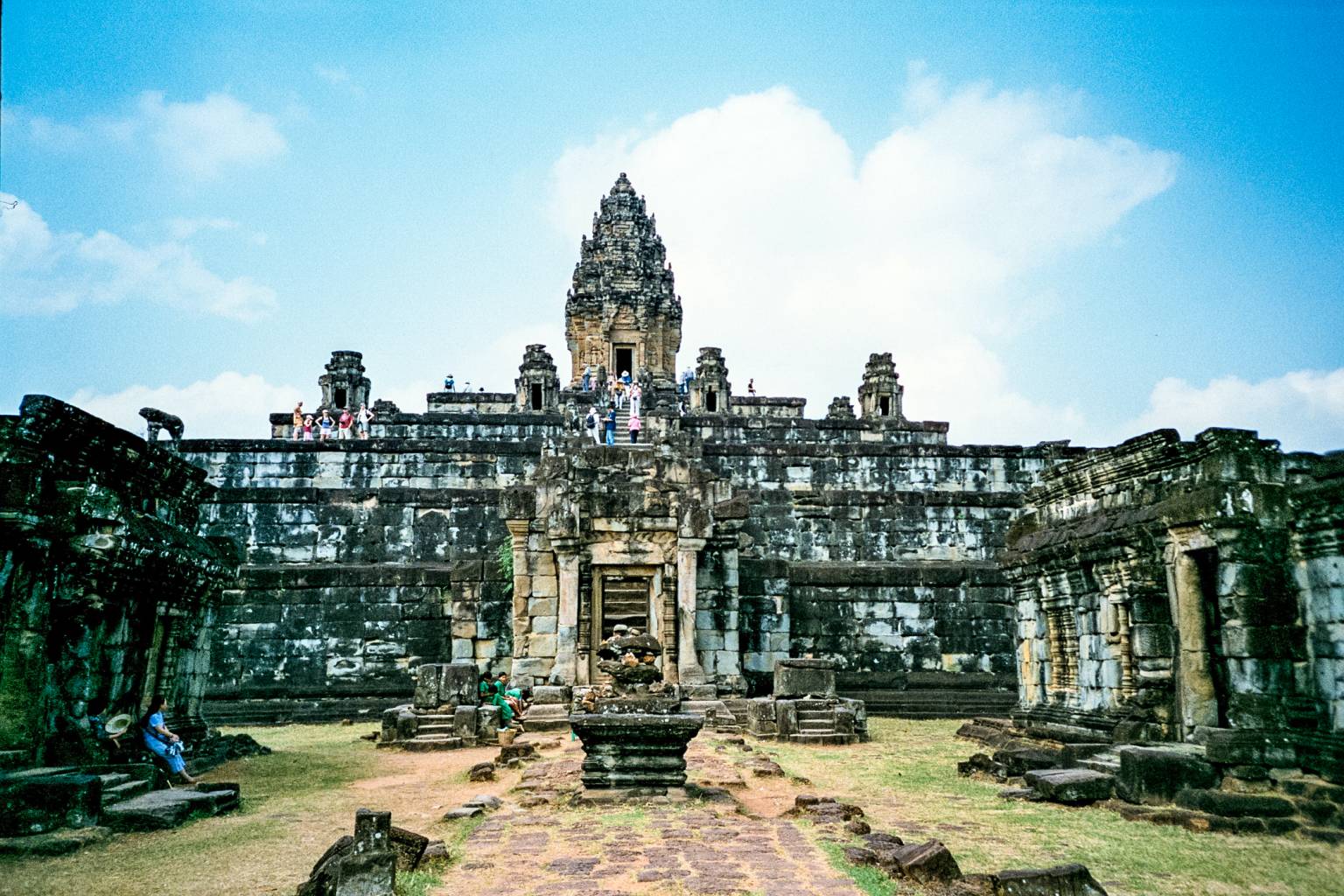 The 15 Must-Visit Attractions In Siem Reap For 2025